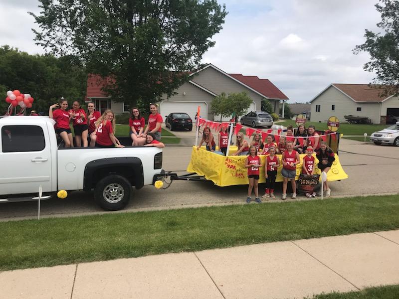 Frolic Parade Float | Mount Horeb Softball Club
